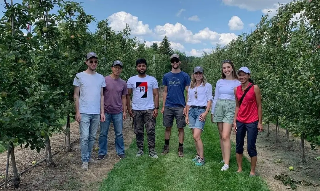 Vivid Machines | Pivot + Edge